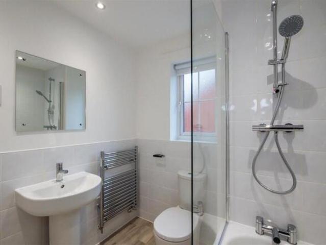 2 bedroom semi detached house for rent in Padstow, Nottingham, NG5