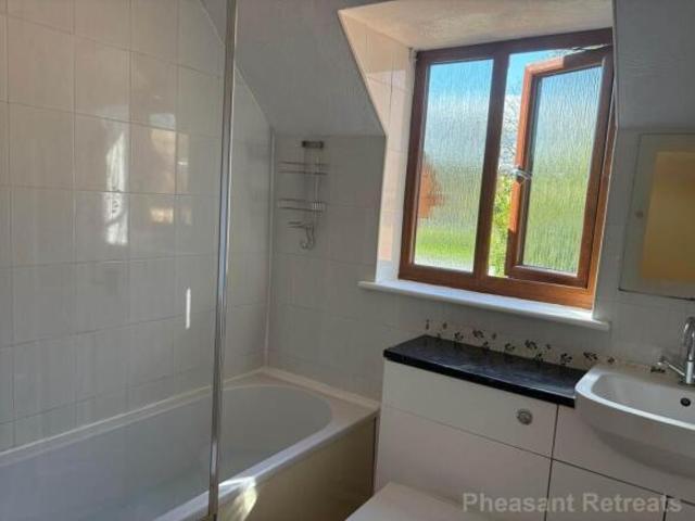 2 bedroom semi detached house for rent in Pinnocks Way, Botley, OX2
