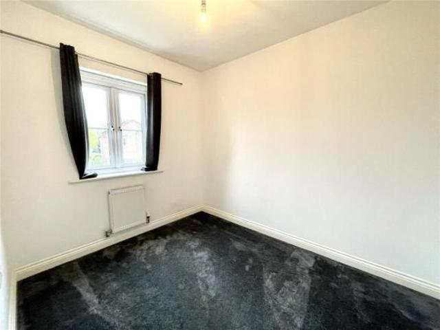 2 bedroom semi detached house for rent in Post Mill Close, North Hykeham, Lincoln, Lincolnshire, LN6