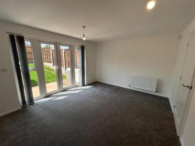 2 bedroom semi detached house for rent in Radburn Drive, The Meadows, Coventry, CV7