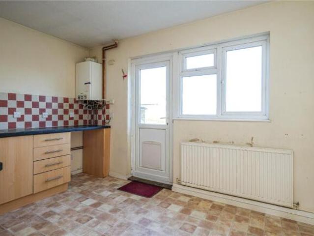 2 bedroom semi detached house for rent in Redsells Close, Downswood, Maidstone, ME15