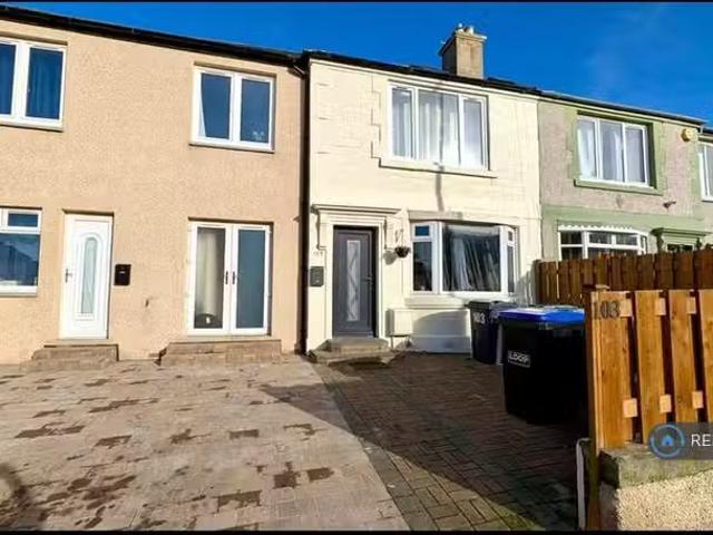 2 bedroom semi detached house for rent in Restalrig Road, Edin.