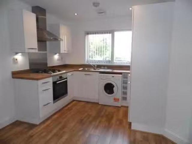 2 bedroom semi detached house for rent in School House Mews, D.
