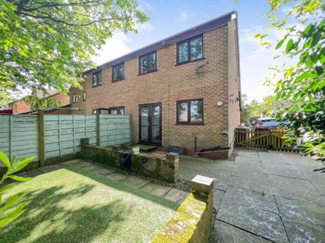 2 bedroom semi detached house for rent in Sandhill Close, Great Lever, Bolton, BL3