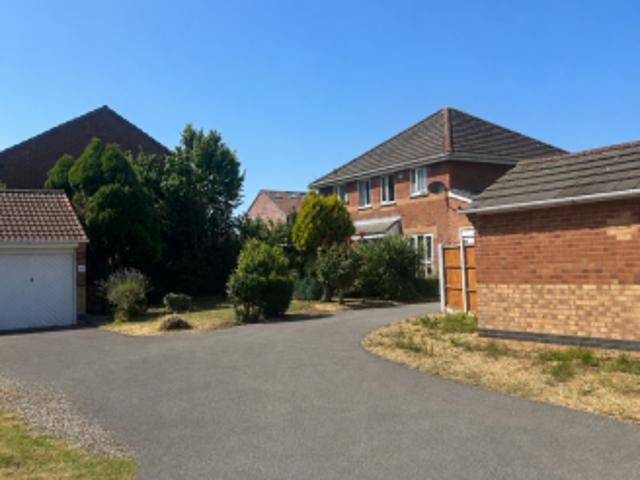 2 bedroom semi detached house for rent in Shanklin Close, Great Sankey, WA5