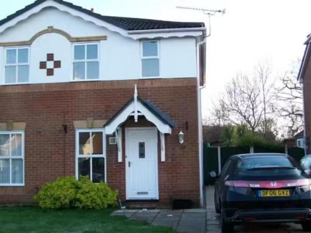 2 bedroom semi detached house for rent in Shetland Drive, Stan.