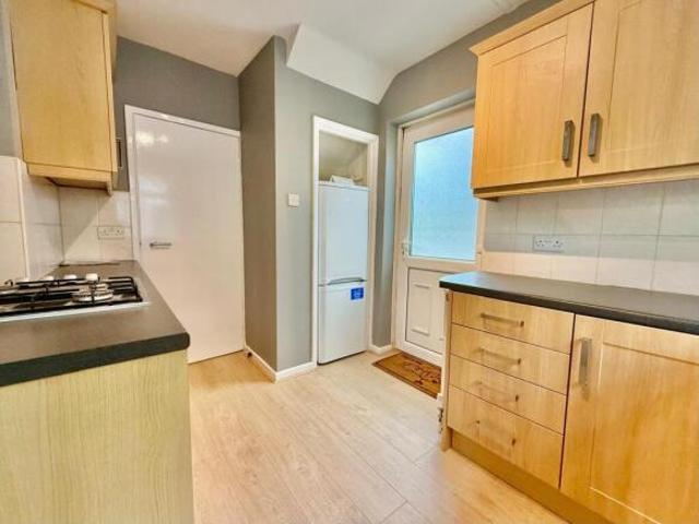 2 bedroom semi detached house for rent in Silk Mill Drive, Leeds, West Yorkshire, UK, LS16