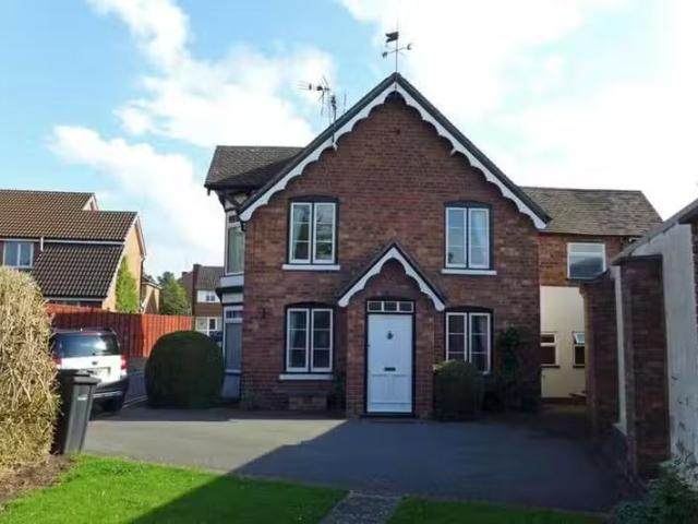 2 bedroom semi detached house for rent in St Marys Lane, Oldsw.