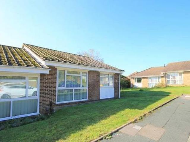 2 bedroom semidetached bungalow for rent in Marjoram Place ShorehambySea BN43