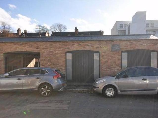 2 bedroom semidetached bungalow for rent in Trinity Street Leamington Spa CV32