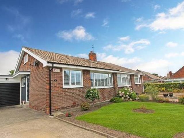 2 bedroom semidetached bungalow for sale in Beamish Court Whitley Bay NE25