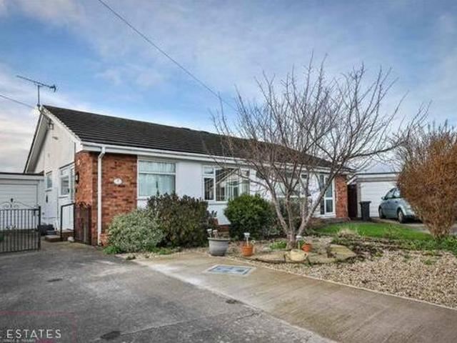 2 bedroom semidetached bungalow for sale in Ty Gwennol Maes Ffyddion Rhuddlan LL18