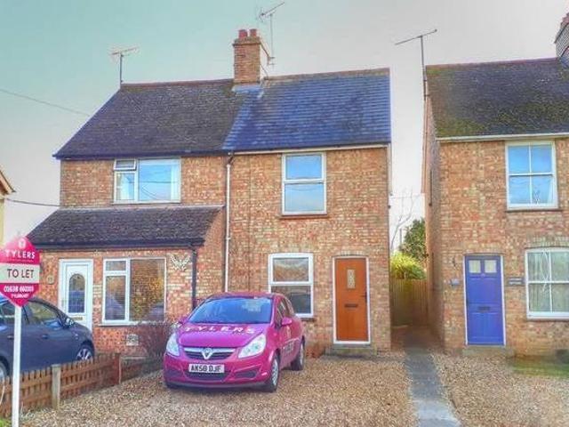 2 bedroom semidetached house for rent in Murfitts Lane Fordham CB7