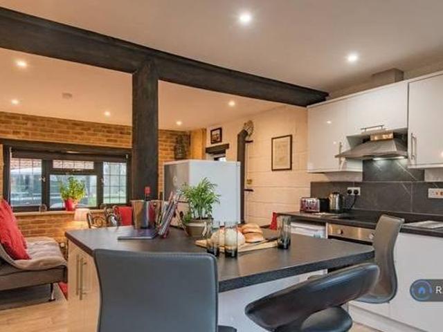 2 bedroom semidetached house for rent in Molehill Road Chestfield CT5