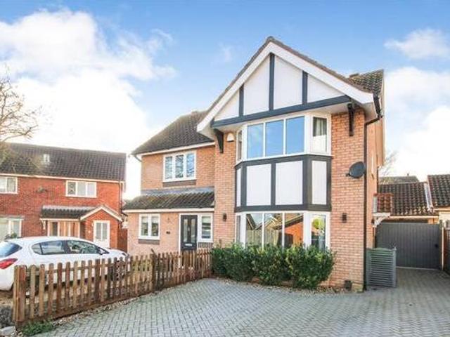 2 bedroom semidetached house for rent in Oak Tree Road Ampthill Bedfordshire MK45