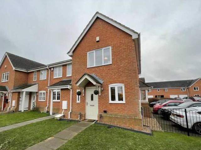 2 bedroom semidetached house for rent in Oriel Close Wolverton MK12