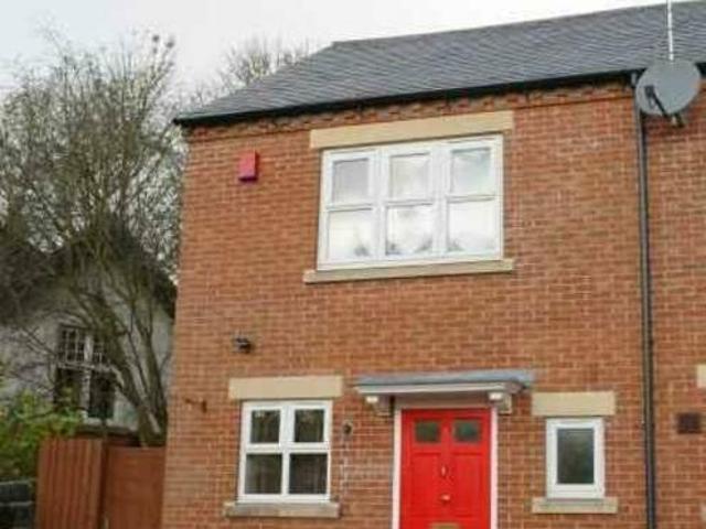 2 bedroom semidetached house for rent in Auction CloseAshbourneDE6