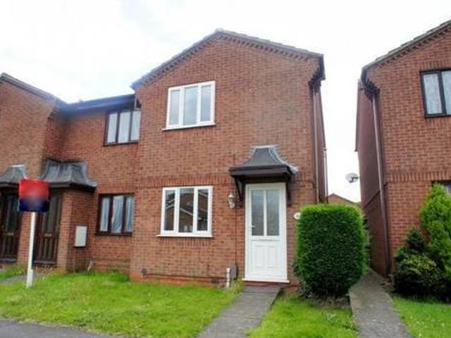 2 bedroom semidetached house for rent in Bishops Drive Oakwood DE21