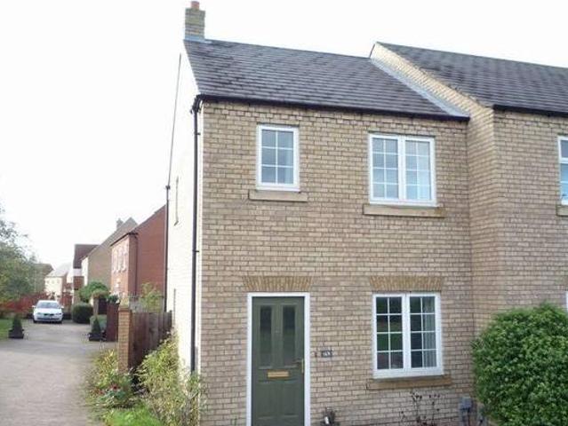 2 bedroom semidetached house for rent in Columbine Road ELY Cambridgeshire CB6