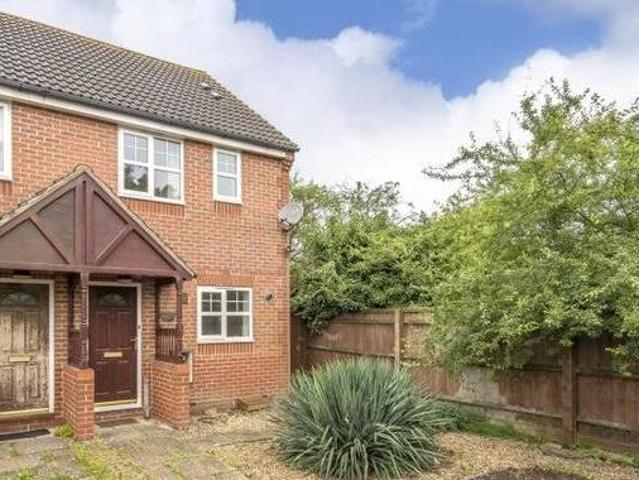 2 bedroom semidetached house for rent in Evenlode Drive Didcot OX11