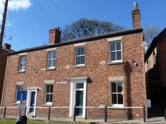 2 bedroom semidetached house for rent in Fountain Street Caistor LN7