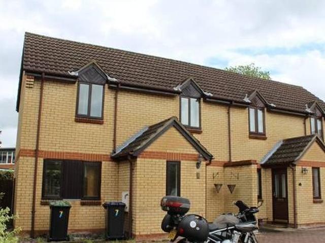 2 bedroom semidetached house for rent in Guyatt Court Burwell CB25