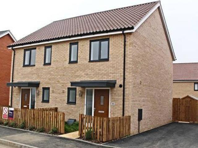 2 bedroom semidetached house for rent in Gladiator Road Upper Cambourne Cambourne CB23