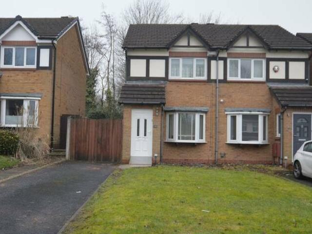 2 bedroom semidetached house for rent in Gleneagles Bolton BL3