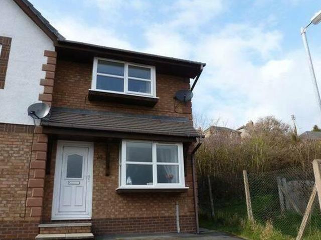2 bedroom semidetached house for rent in Hewitt Close Penrhyn Bay LL30