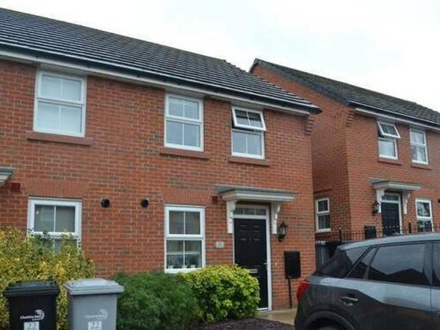 2 bedroom semidetached house for rent in Parn Close Crewe CW1