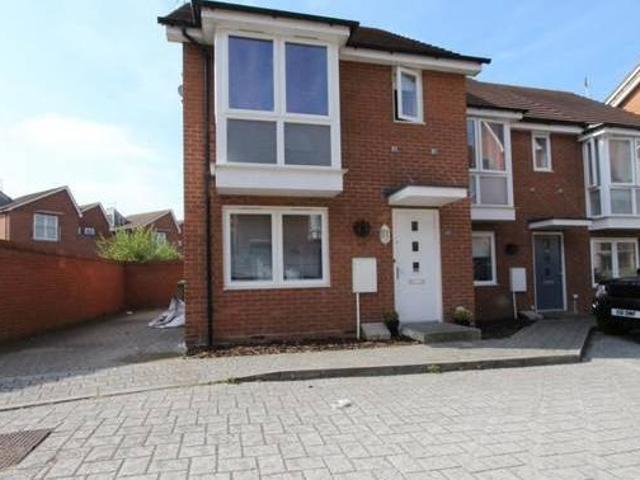 2 bedroom semidetached house for rent in Peck Court Milton Keynes Buckinghamshire MK4
