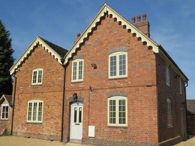 2 bedroom semidetached house for rent in Plantation Lane Mile Oak B78