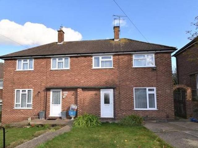 2 bedroom semidetached house for rent in Quixote Crescent Rochester ME2