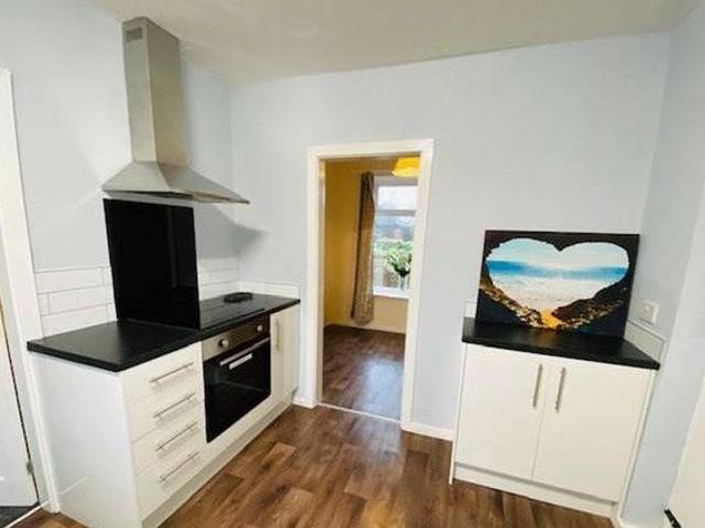 2 bedroom semidetached house for rent in Renshaw Drive Bury BL9 7NJ BL9