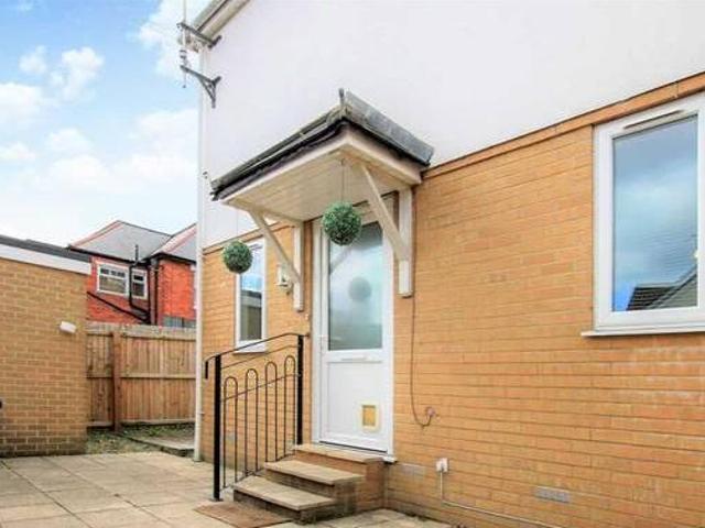 2 bedroom semidetached house for rent in Richmond Road Poole BH14