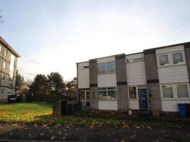 2 bedroom semidetached house for rent in Thurso Crescent Dundee DD2