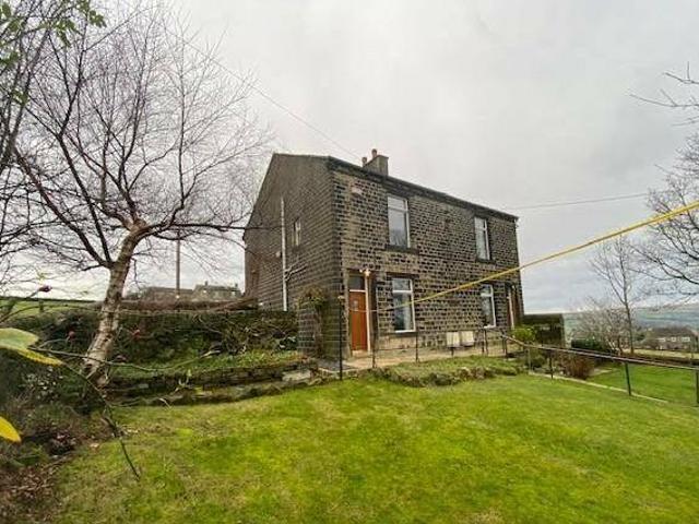 2 bedroom semidetached house for rent in Upper Rosemary Hall Rooley Lane Sowerby Bridge HX6