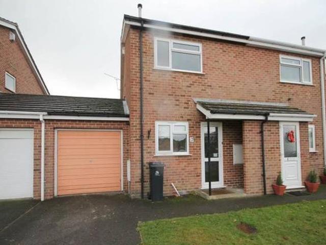 2 bedroom semidetached house for rent in Vetch Close Highcliffe Dorset BH23