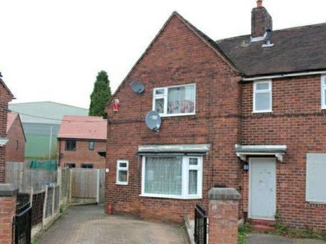 2 bedroom semidetached house for rent in Wilmot Close Newcastle ST5