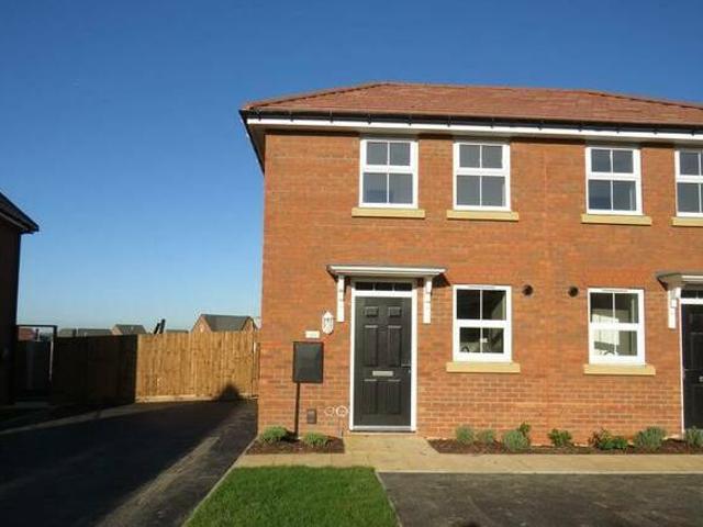 2 bedroom semidetached house for rent in Woodhead Road WARWICK CV34