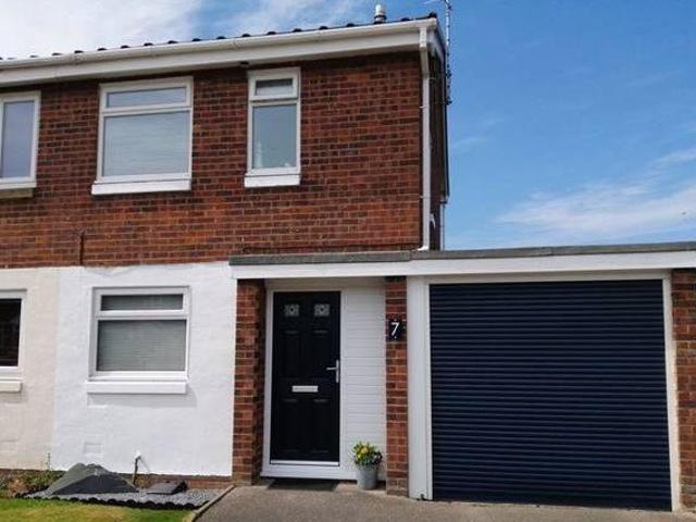 2 bedroom semidetached house for sale in Newlands Close Stone ST15