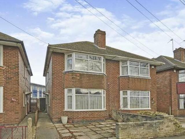2 bedroom semidetached house for sale in Osmaston Road Derby DE24