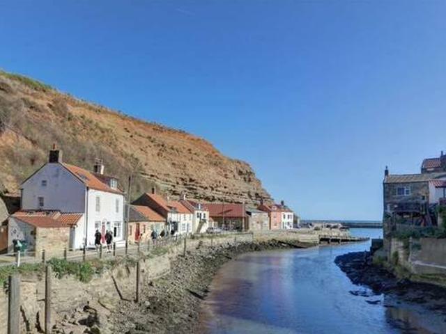 2 bedroom semidetached house for sale in Auntie Annie s Cottage 6 North Side Staithes TS13 5BY T
