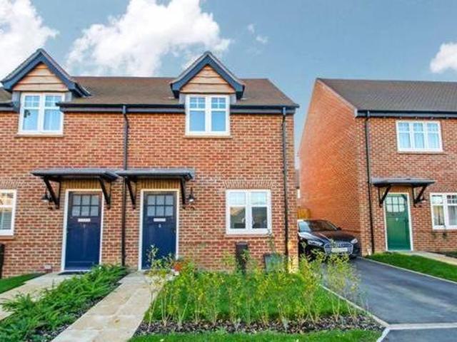 2 bedroom semidetached house for sale in Beech Close Waltham Chase SO32