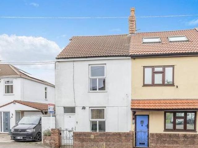 2 bedroom semidetached house for sale in Court Road Kingswood Bristol BS15