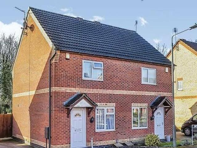 2 bedroom semidetached house for sale in Leen Valley Way Hucknall Nottingham NG15