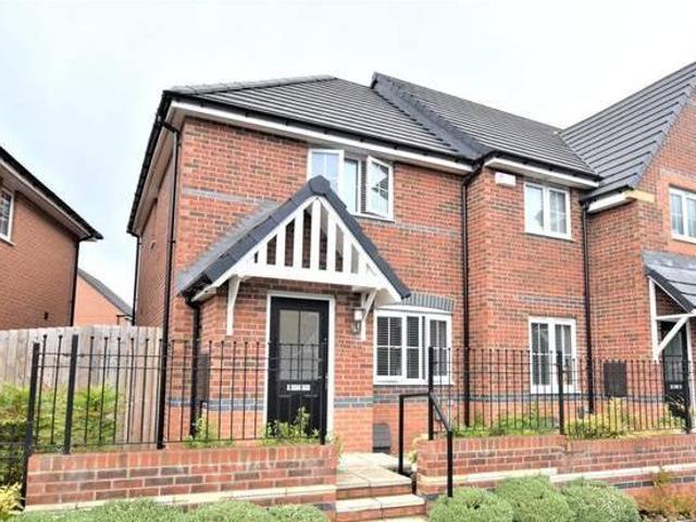 2 bedroom semidetached house for sale in Ropery Road Gateshead NE8 NE8
