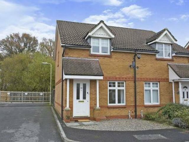 2 bedroom semidetached house for sale in Terrier Close Hedge End Southampton SO30