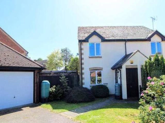 2 bedroom semidetached house for sale in Wellfield Court Willen Milton Keynes MK15