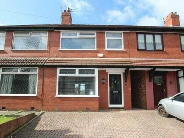 2 bedroom semidetached house for sale in Westfield Avenue Alkrington M24 1DB M24